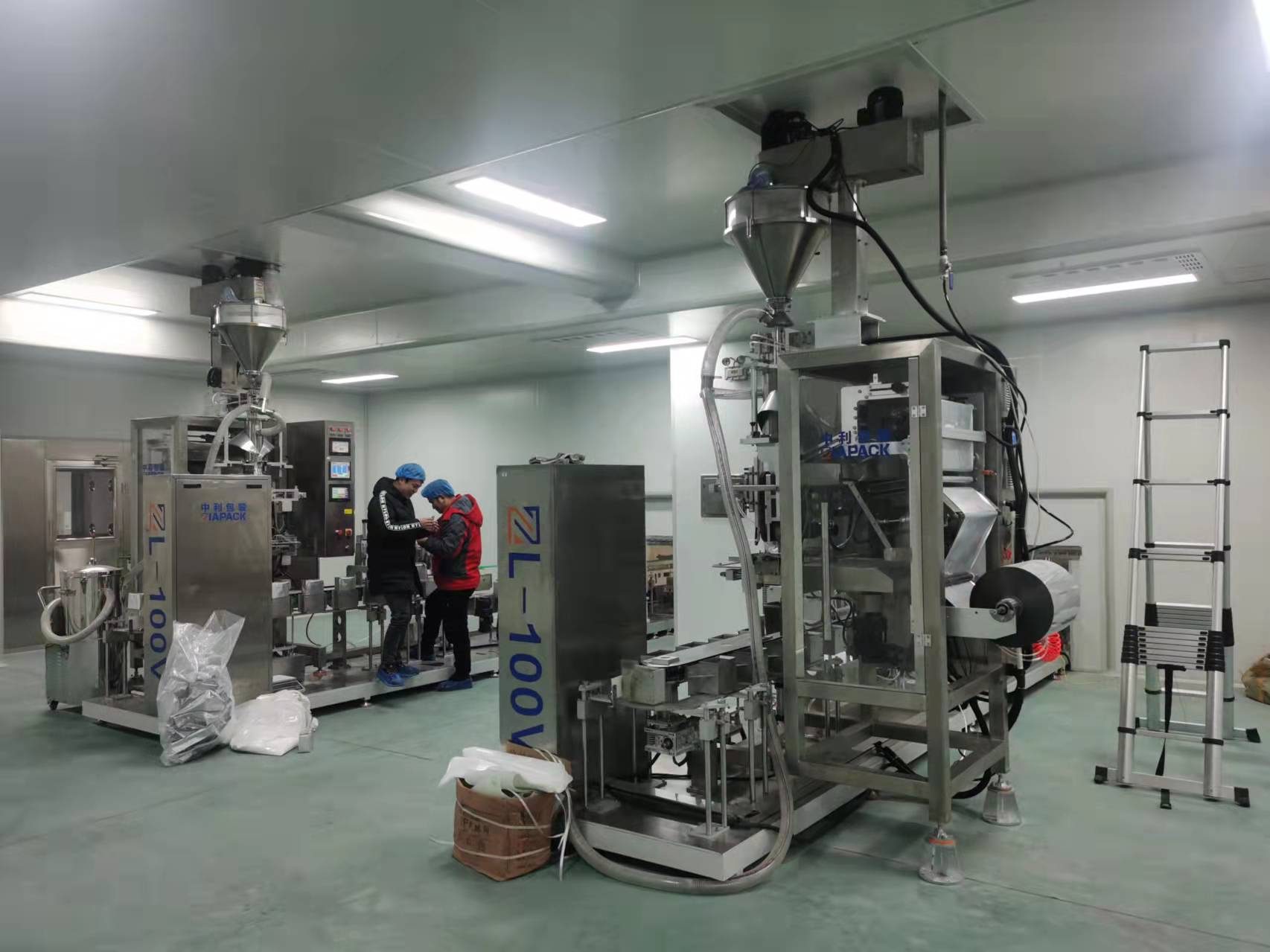 Automatic vacuum packaging machine for 2kg Enzyme finished installation ...