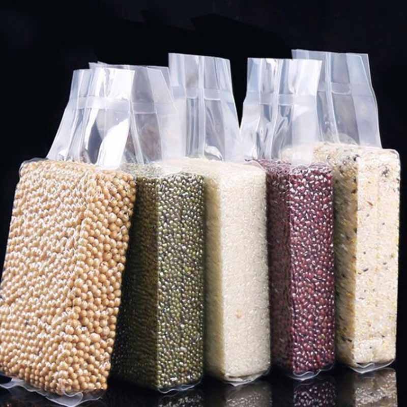 Automatic powder brick vacuum bag packaging machine - IAPACK